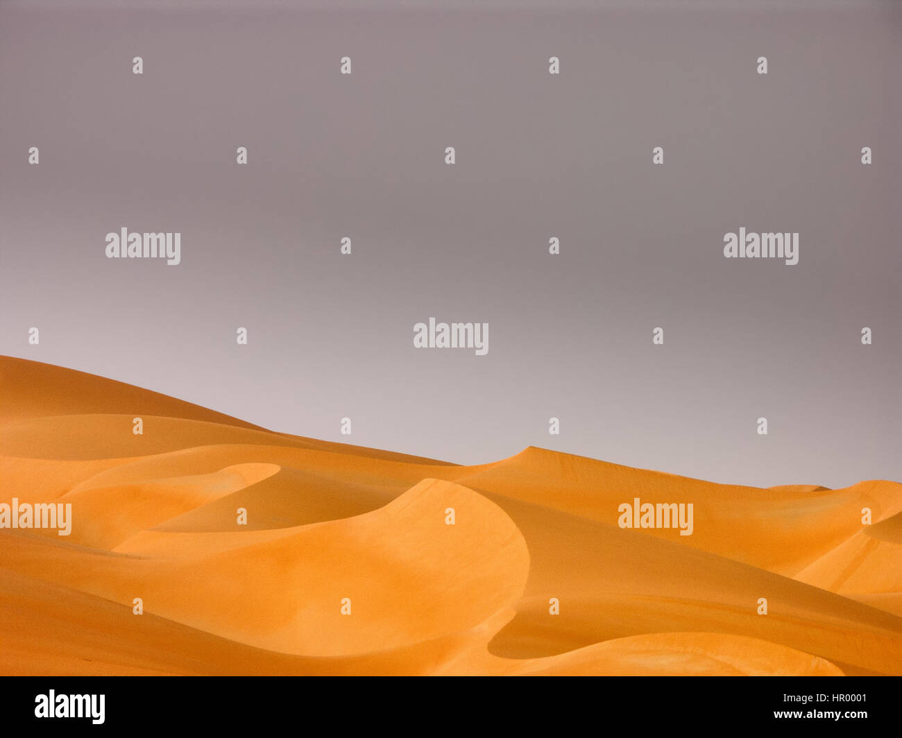 sweeping sand dunes in desert Stock Photo - Alamy