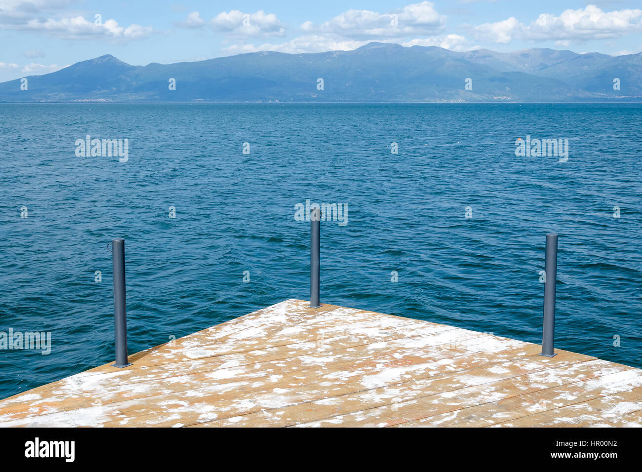Wooden platform pond hi-res stock photography and images - Alamy