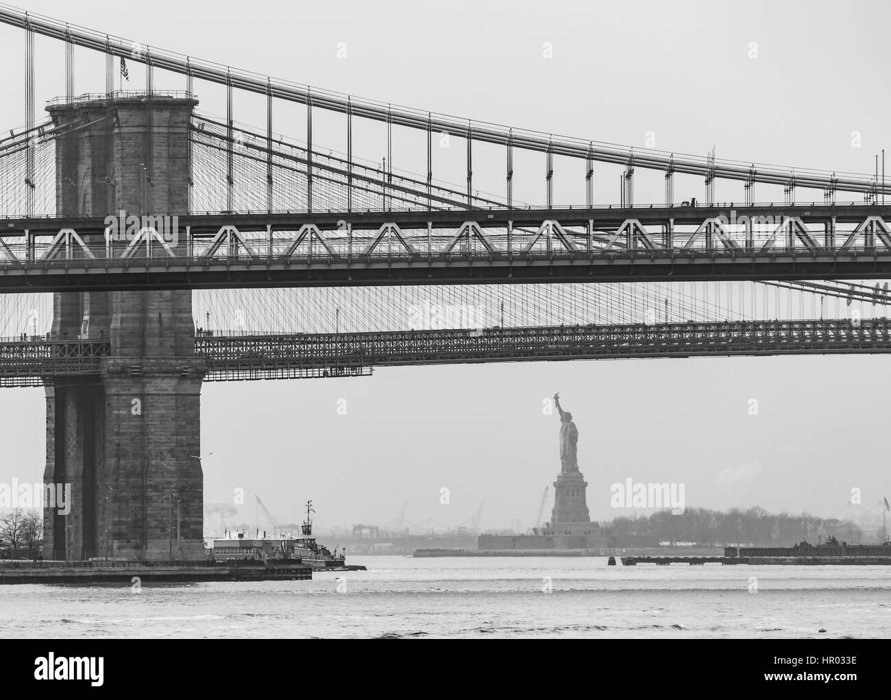 Bridge downtown landmark Black and White Stock Photos & Images - Alamy