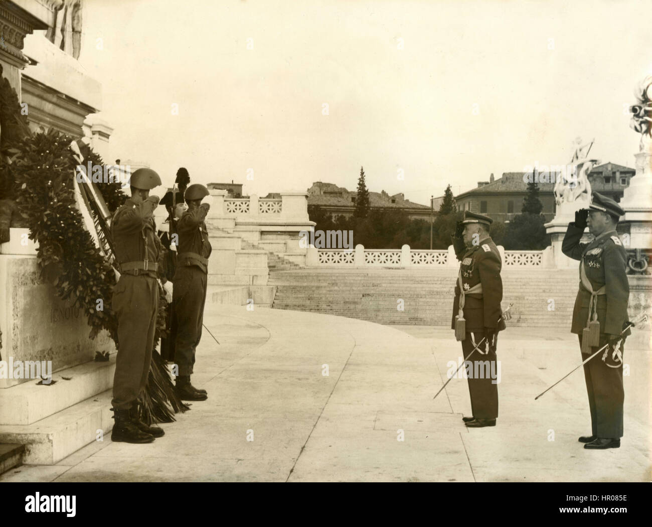 Italian chief general staff hi-res stock photography and images - Alamy