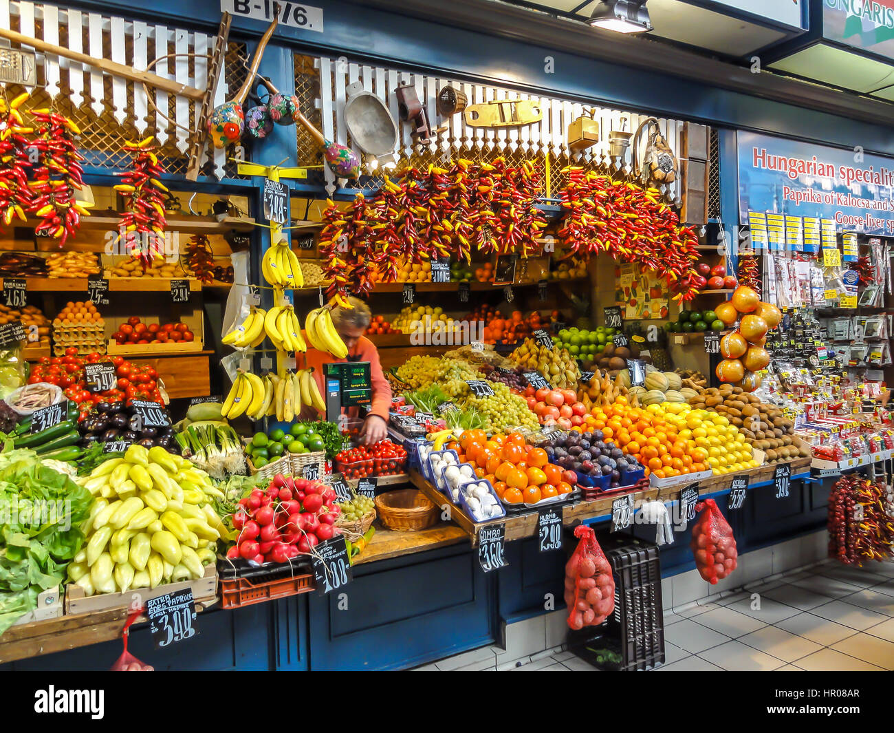 Fruit veg market display hi-res stock photography and images - Alamy