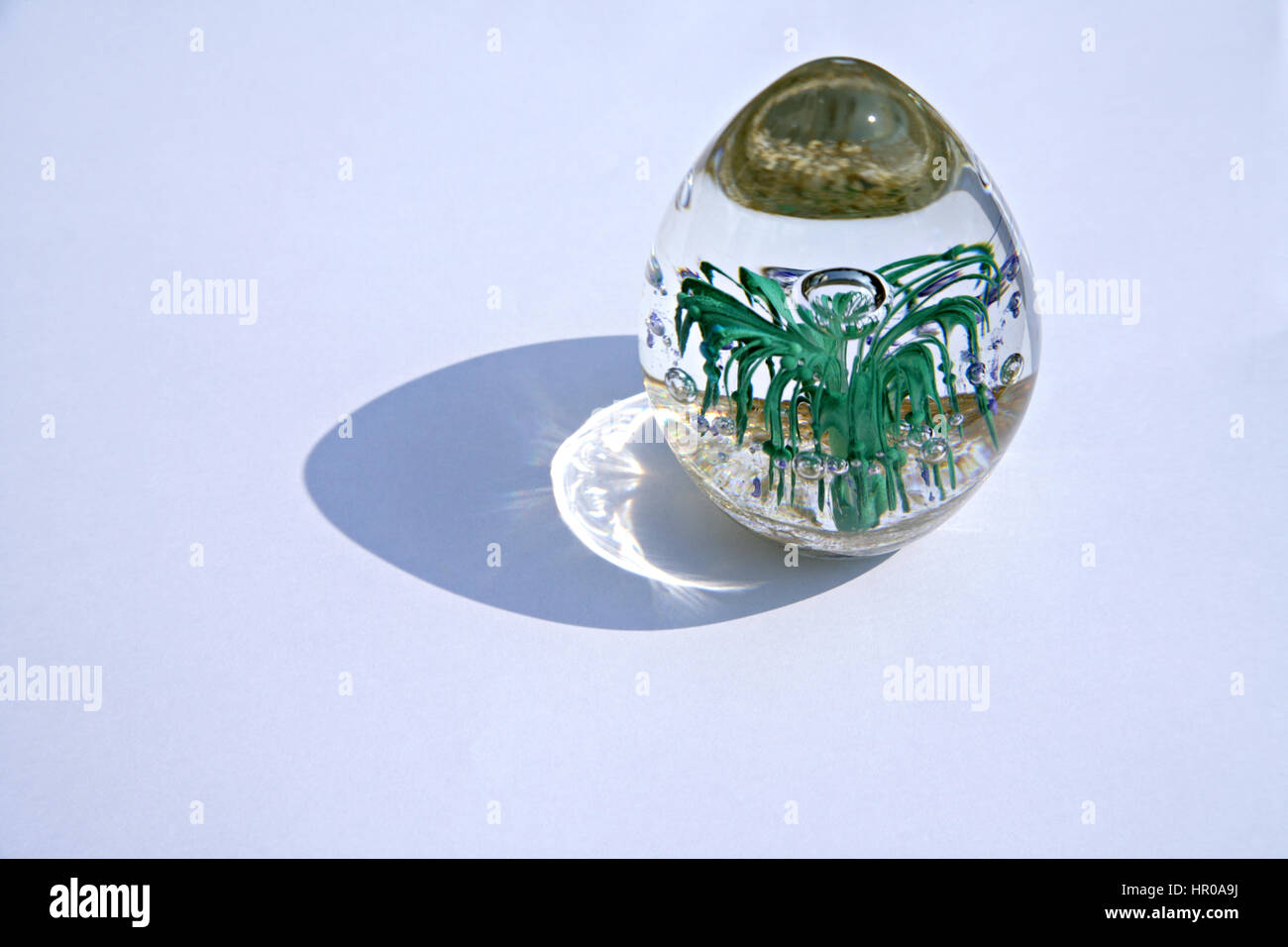 Paperweights hi-res stock photography and images - Alamy