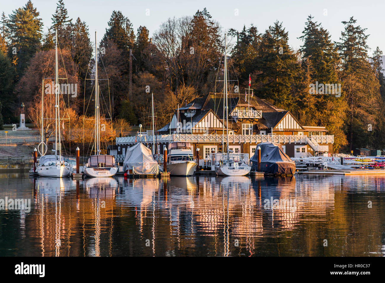 Vancouver rowing club marina hi-res stock photography and images - Alamy