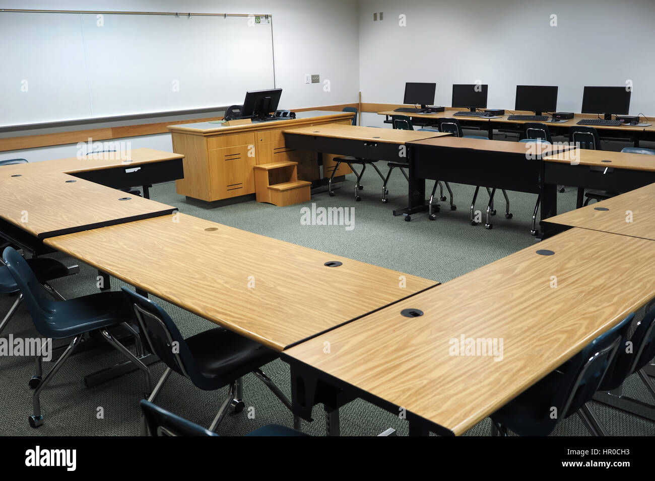Rows Of Desks Stock Photos & Rows Of Desks Stock Images - Alamy
