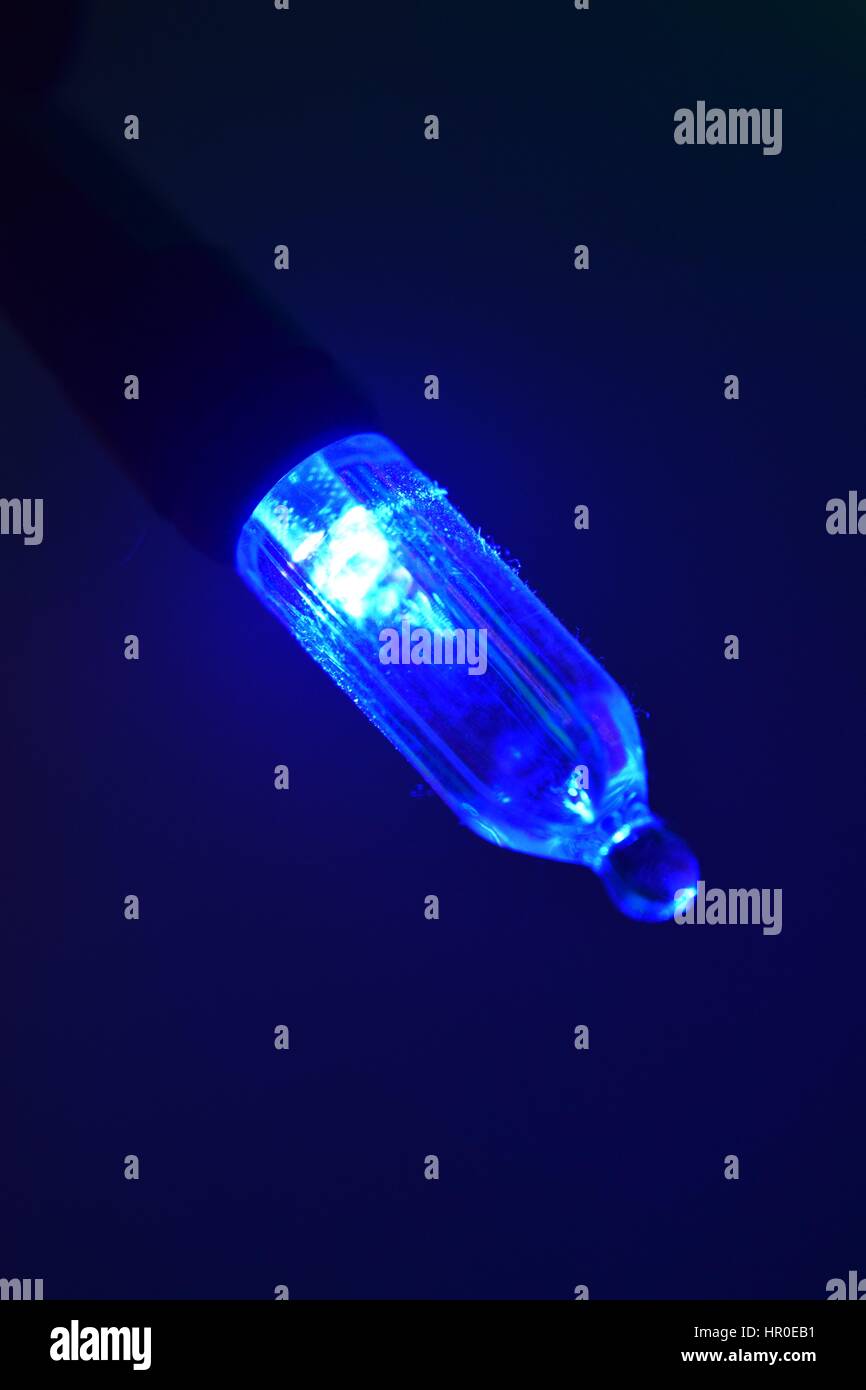 Green christmas lights frame hi-res stock photography and images - Alamy