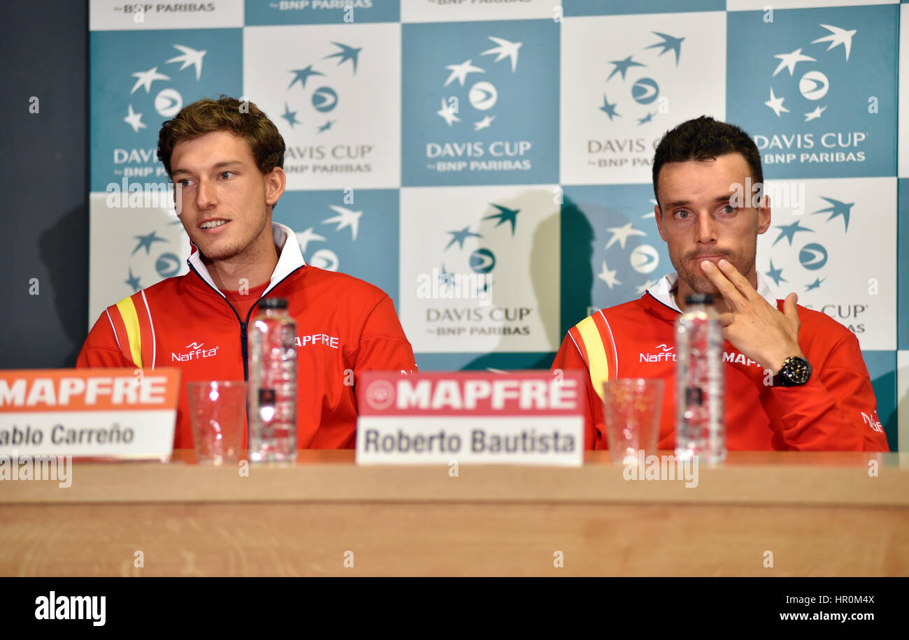 Personality tennis tennis players hi-res stock photography and images ...