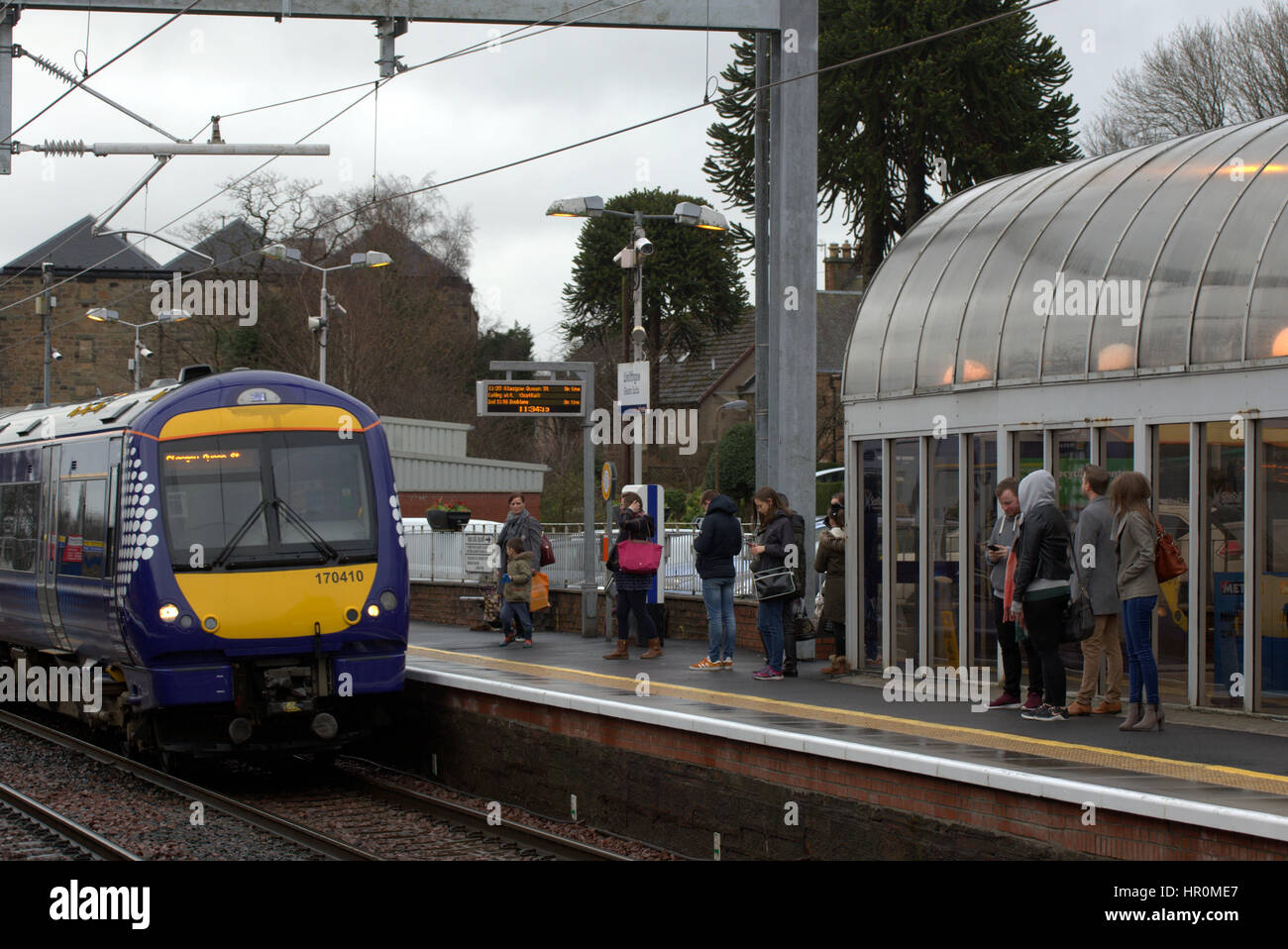Linlithgow railway station hi-res stock photography and images - Alamy