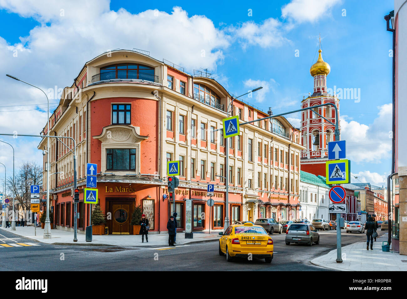 View of la maree fish restaurant in moscow hi-res stock photography and ...