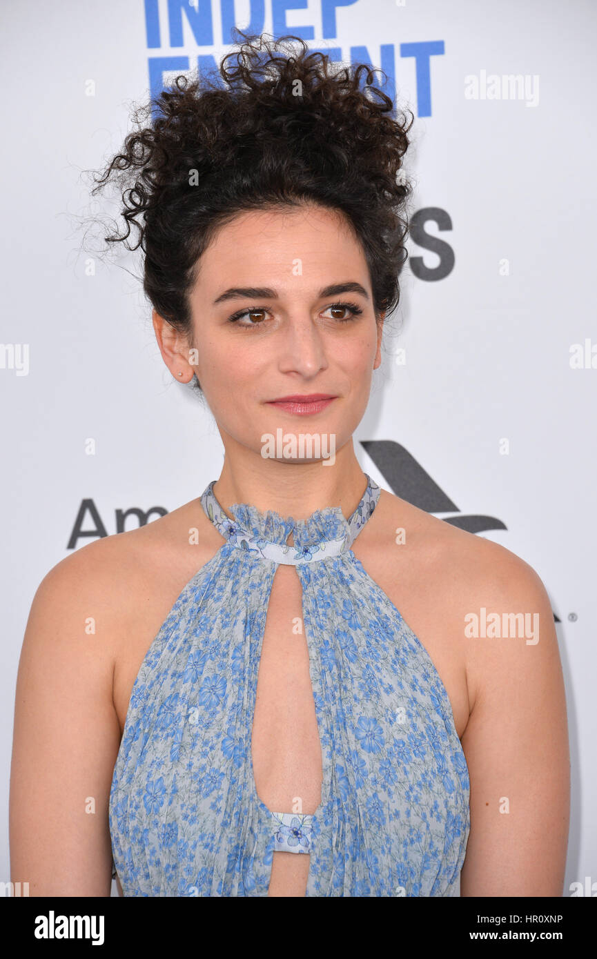 Santa Monica, California, USA. 25th February 2017. Actress Jenny Slate ...