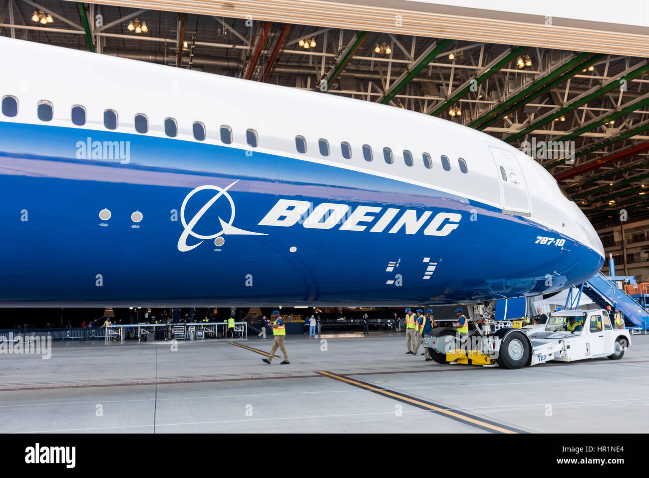 The new Boeing 787-10 Dreamliner aircraft unveiled at the Boeing ...