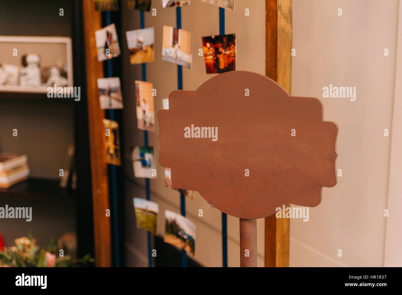 Hashtag sign board hi-res stock photography and images - Alamy