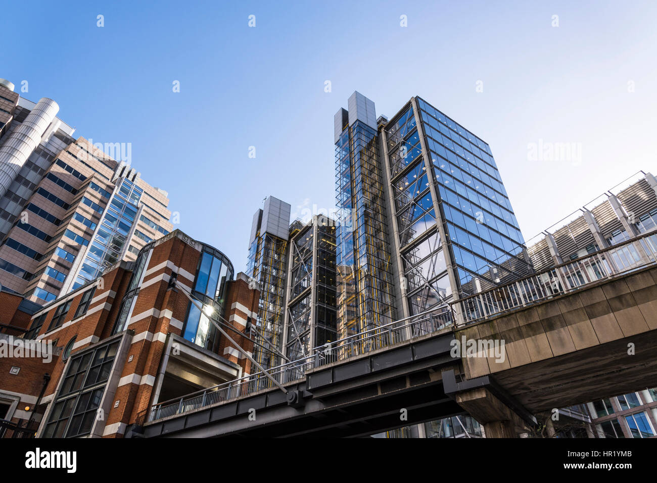 Commercial corporate buildings, London Wall, City of London, England ...