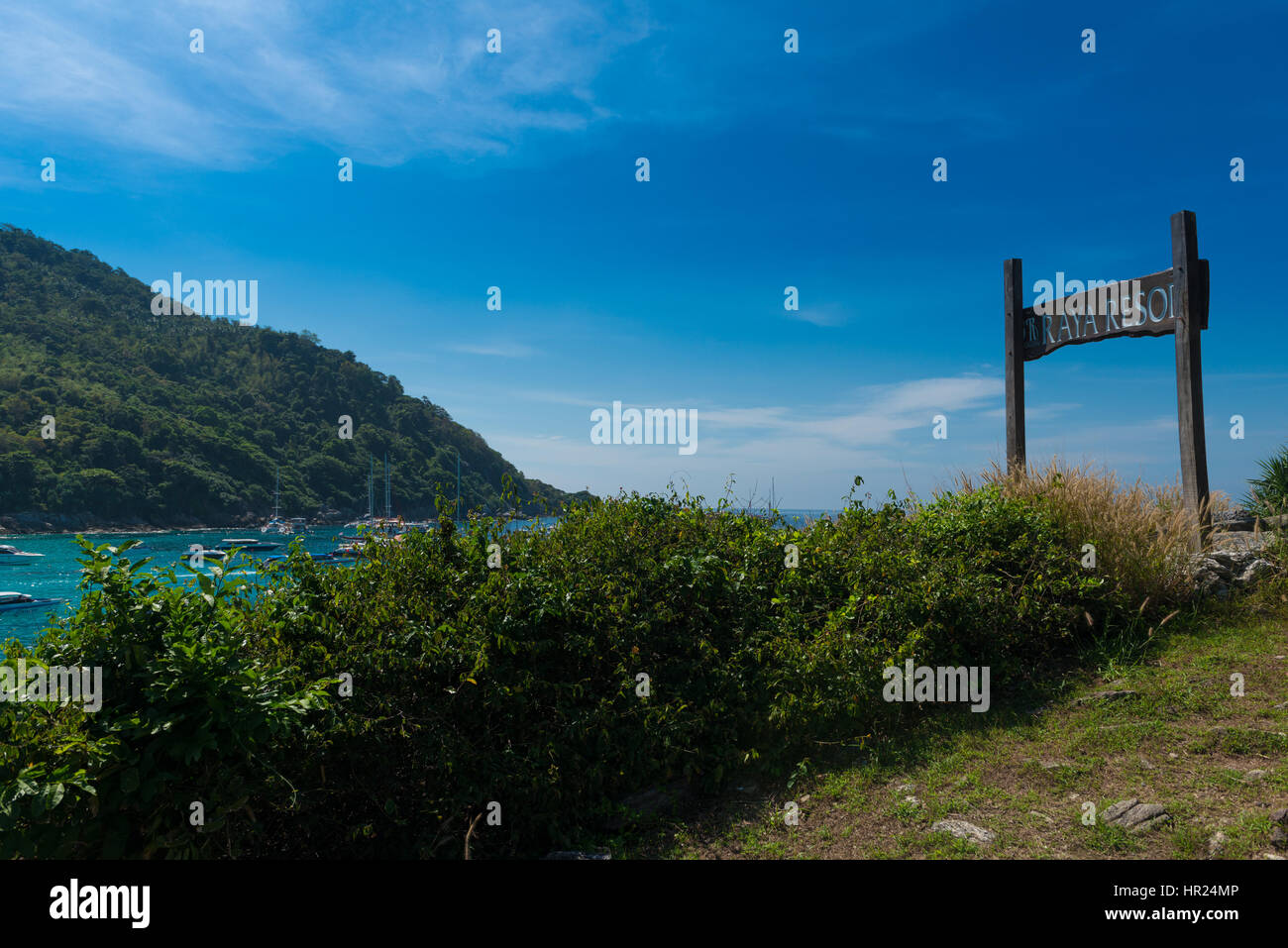 Raya resort viewpoint and sign, Raya island, Thailand Stock Photo - Alamy