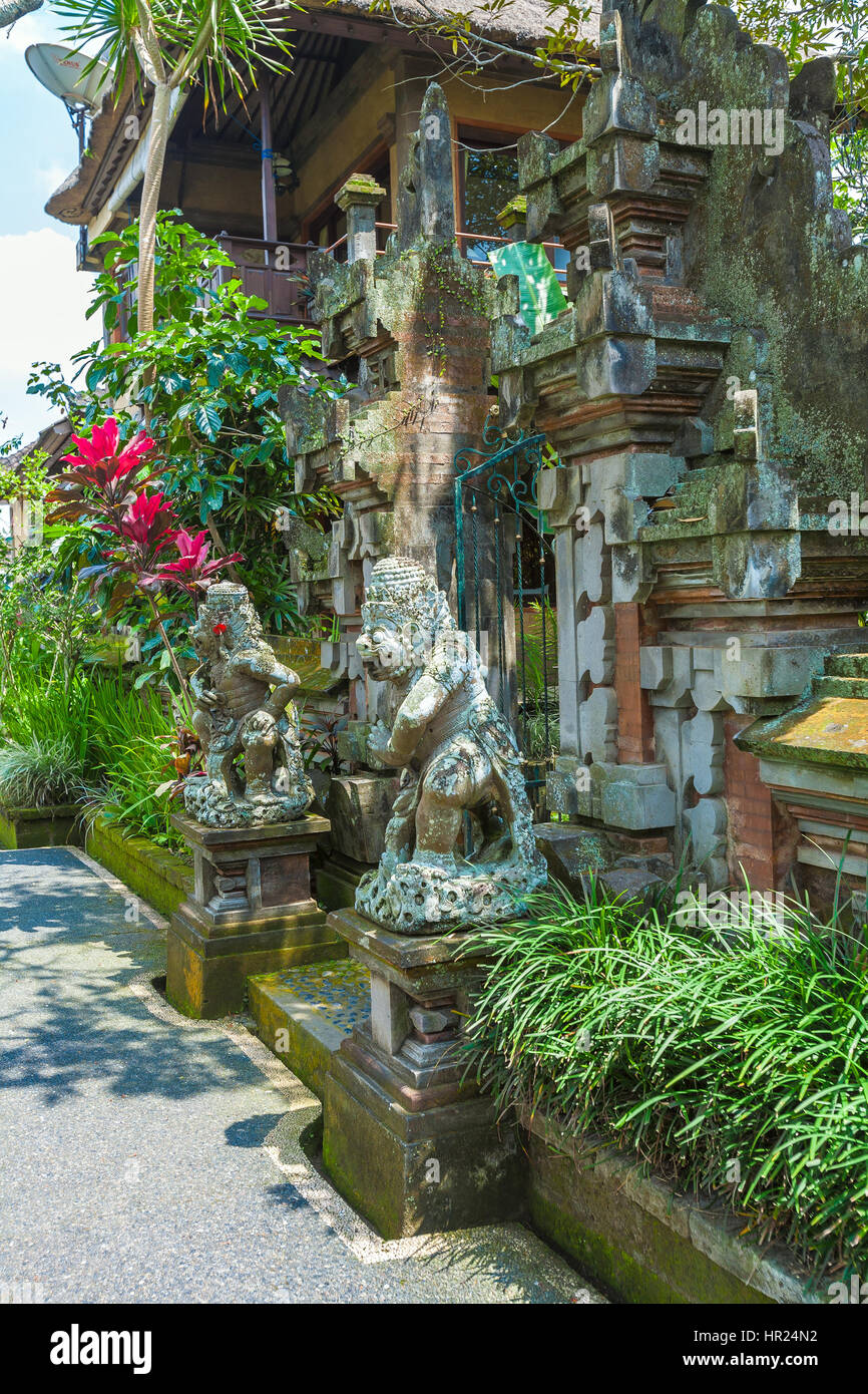 UBUD, INDONESIA - AUGUST 29, 2008: Ancient hindu temple with stone ...