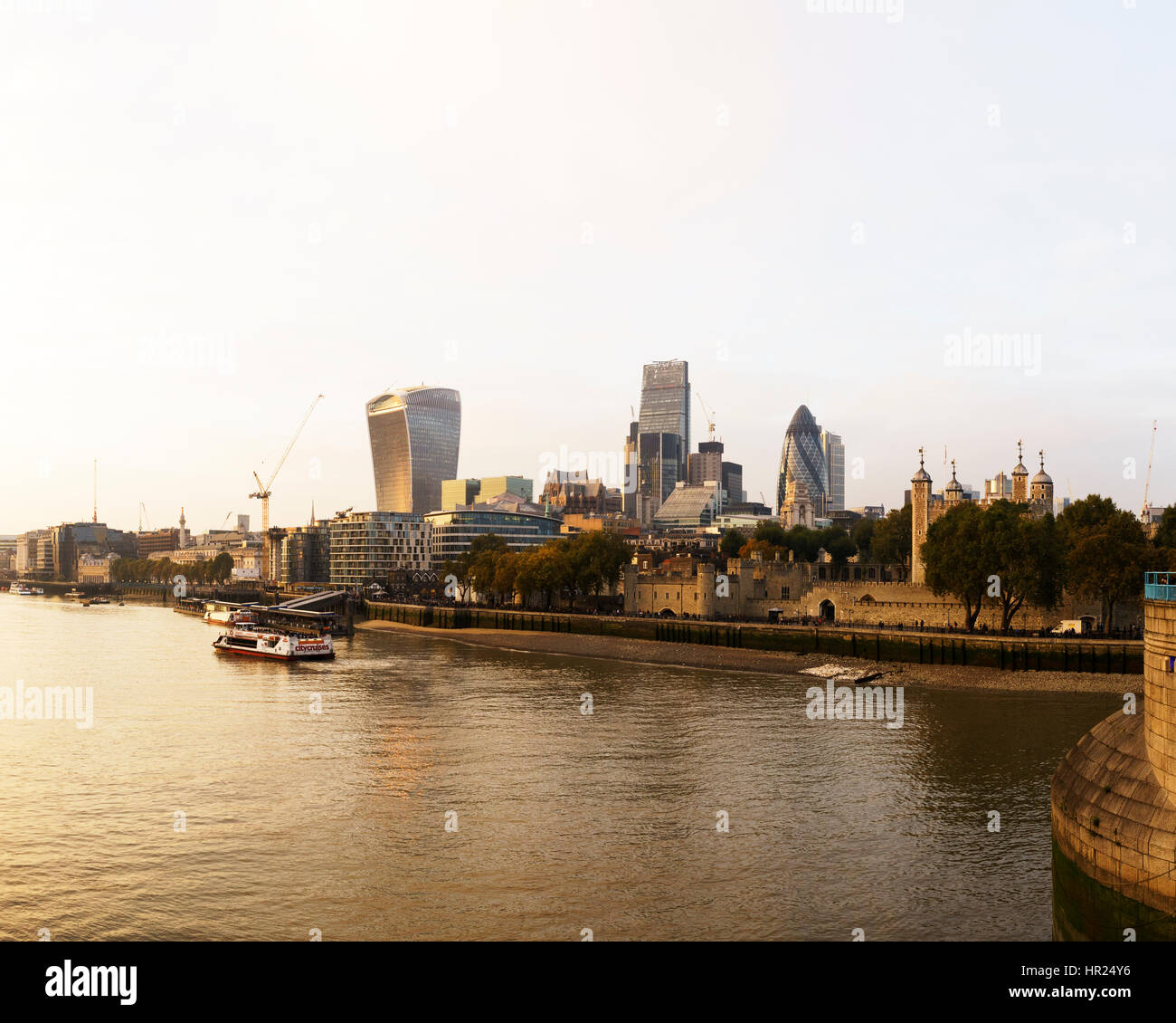 Tower of London and the financial district with River Thames on front ...