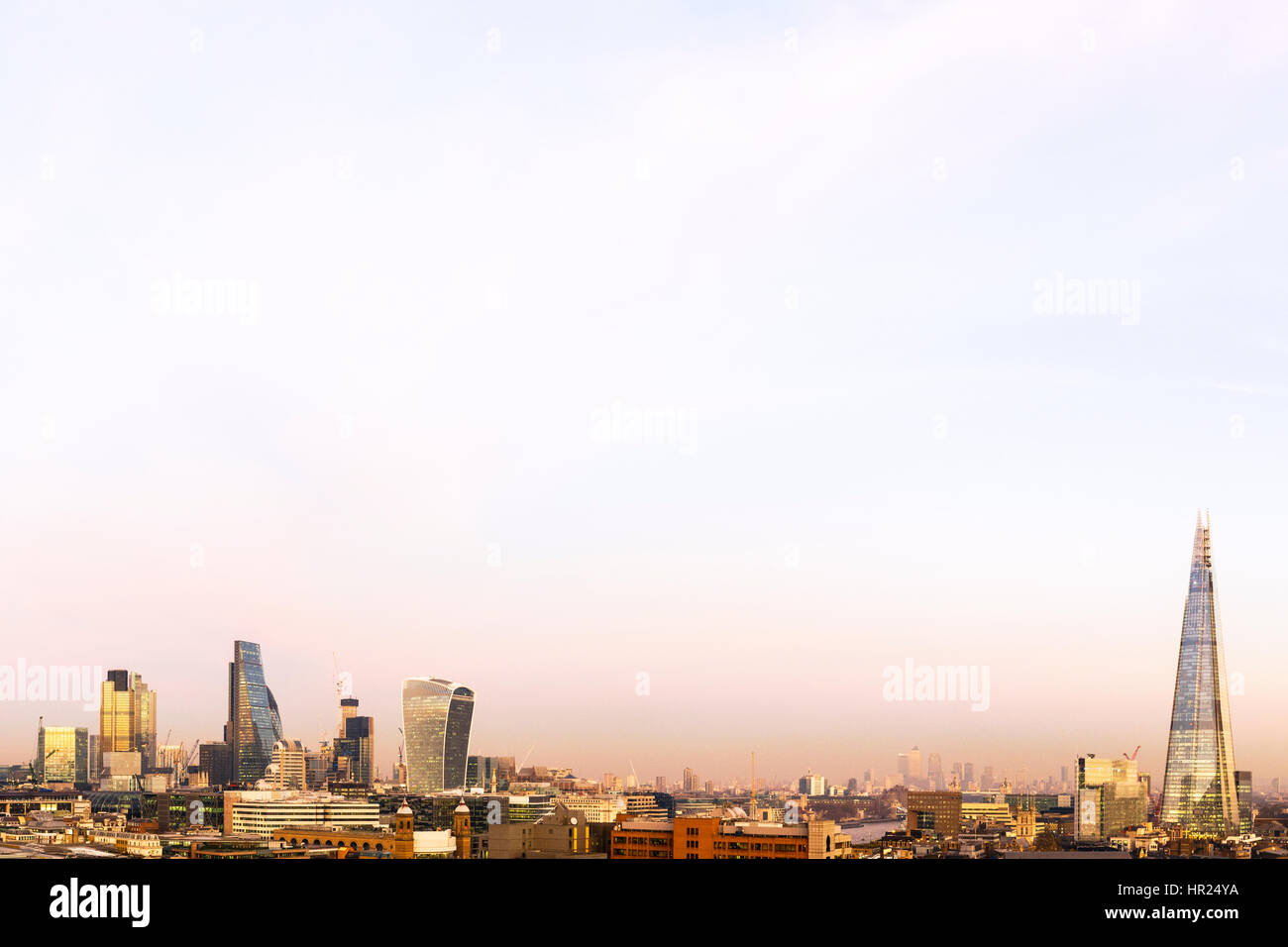London skyline aerial hi-res stock photography and images - Alamy