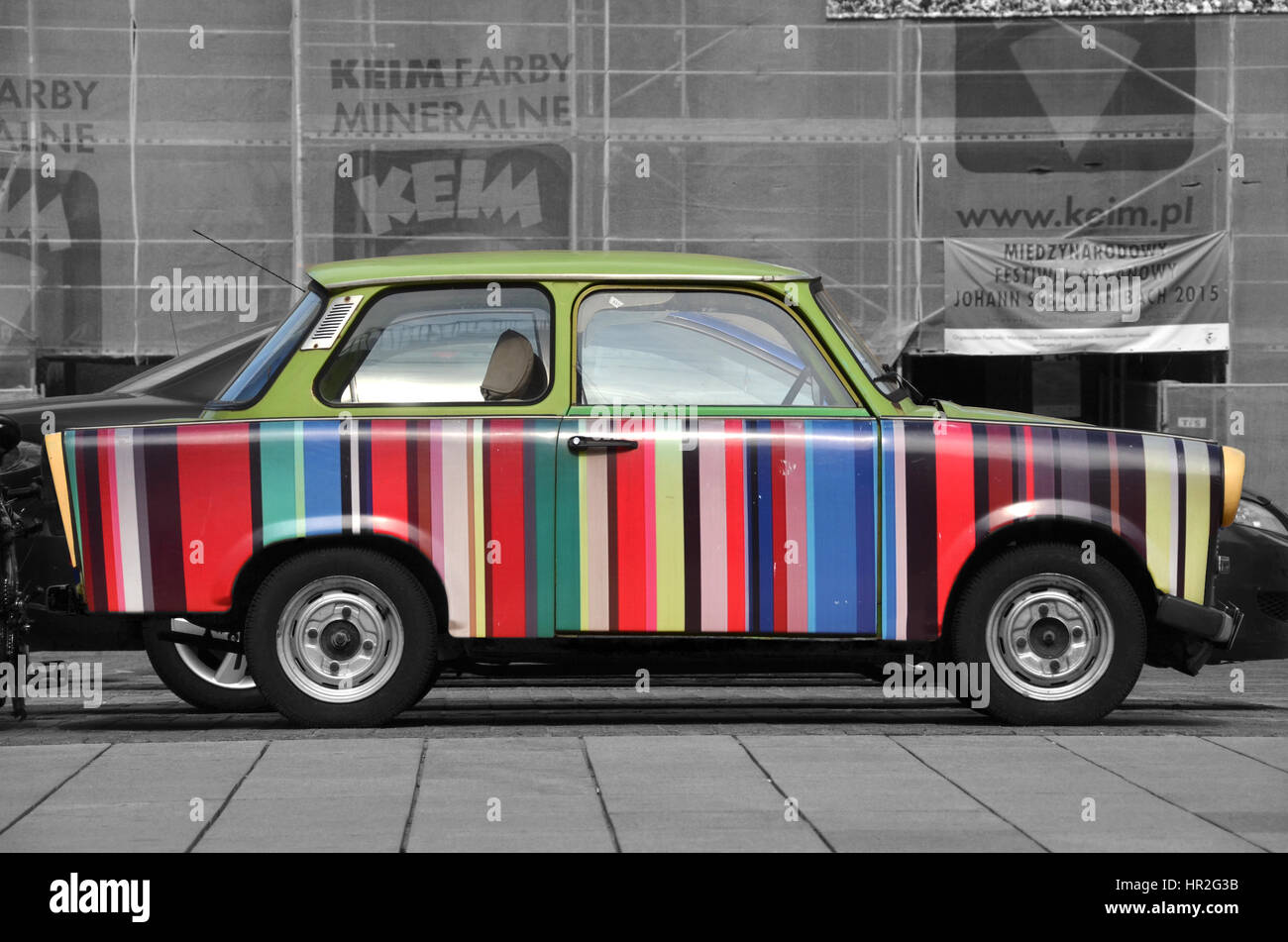Vintage car in warsaw hi-res stock photography and images - Alamy