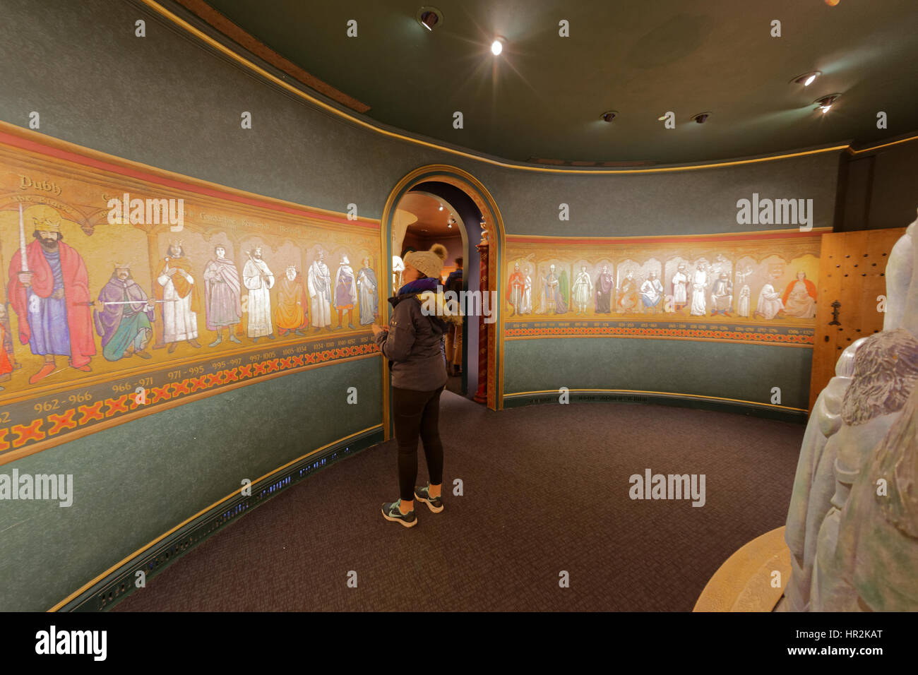 The Royal Palace exhibition Edinburgh castle display kings and queens ...