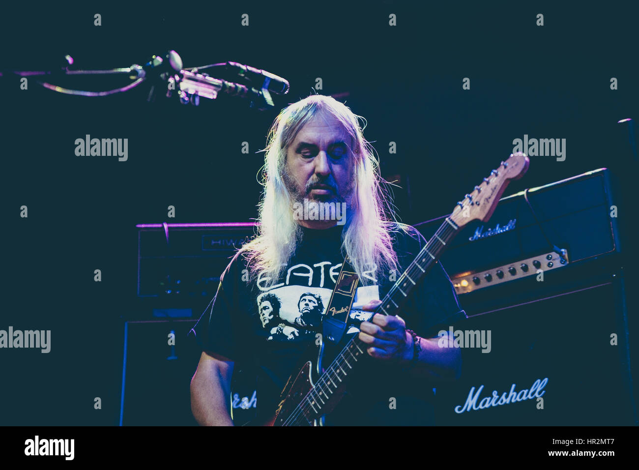 Dinosaur jr rock band hi-res stock photography and images - Alamy