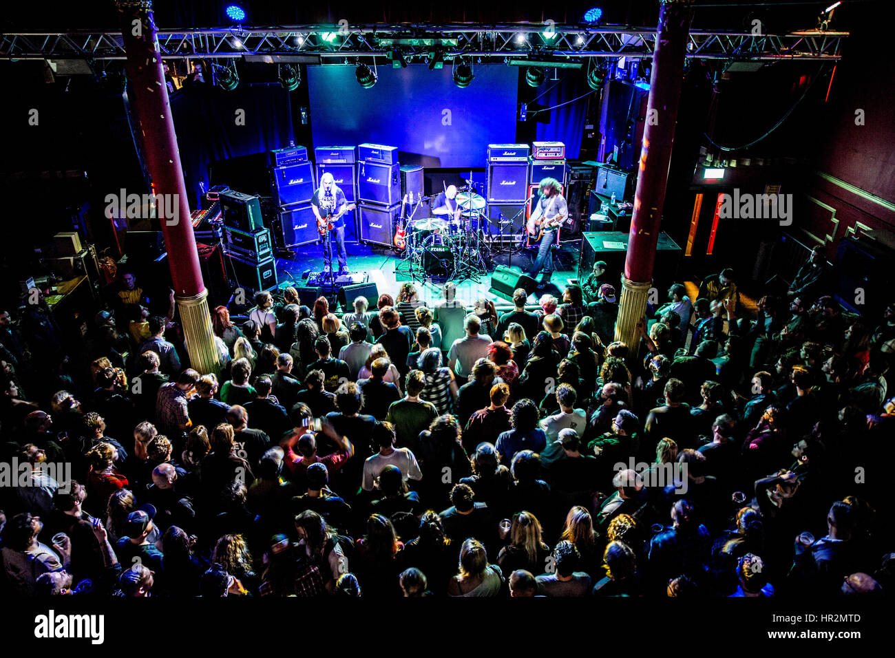 Dinosaur jr rock band hi-res stock photography and images - Alamy