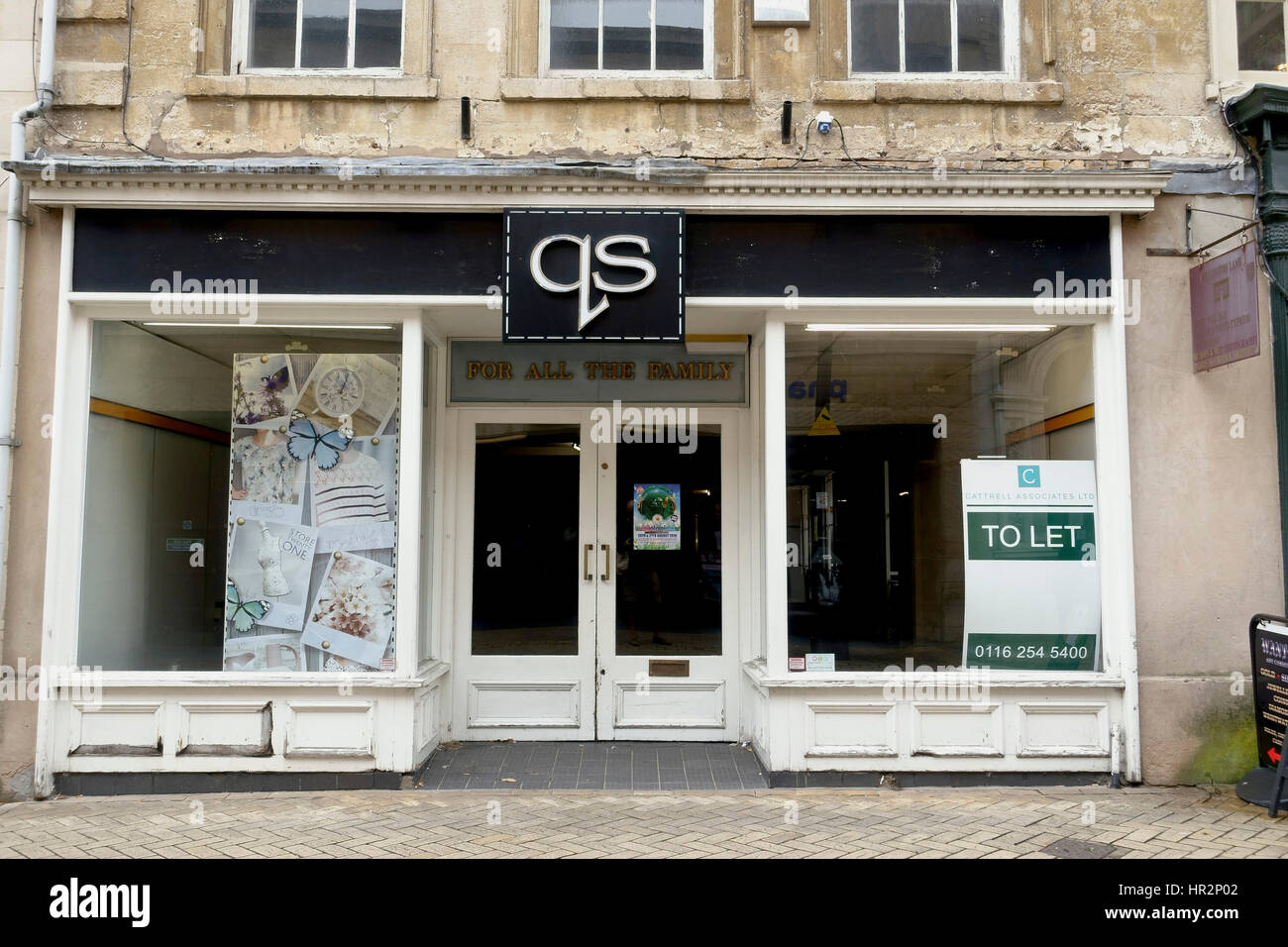 Closed down shops uk hi-res stock photography and images - Alamy