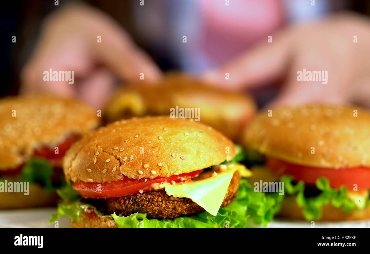 Mini burger buns hi-res stock photography and images - Alamy