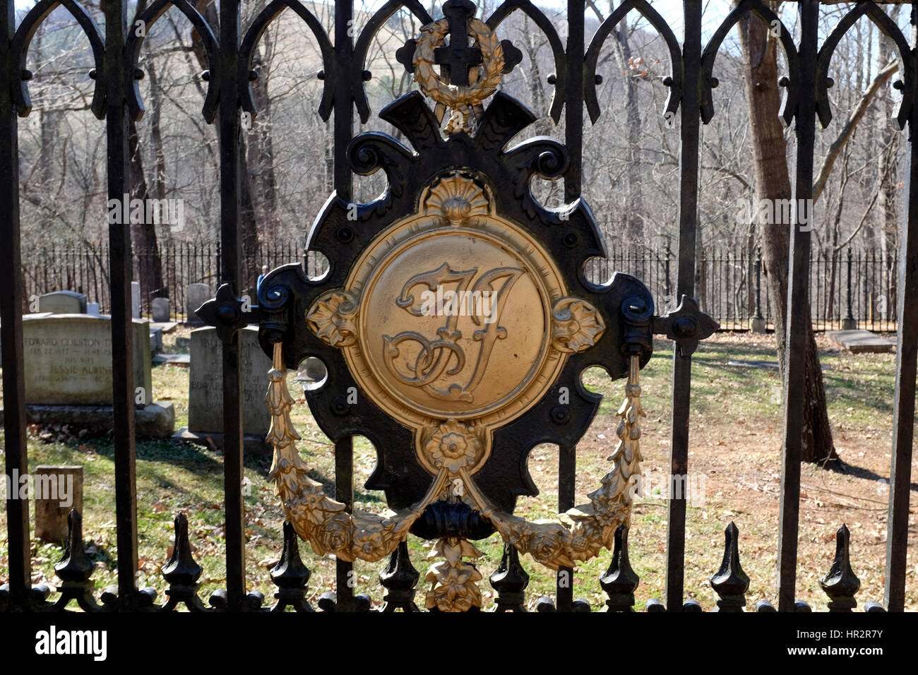 TJ Seal at the Cemetery at Thomas Jefferson's Home of Monticello in ...
