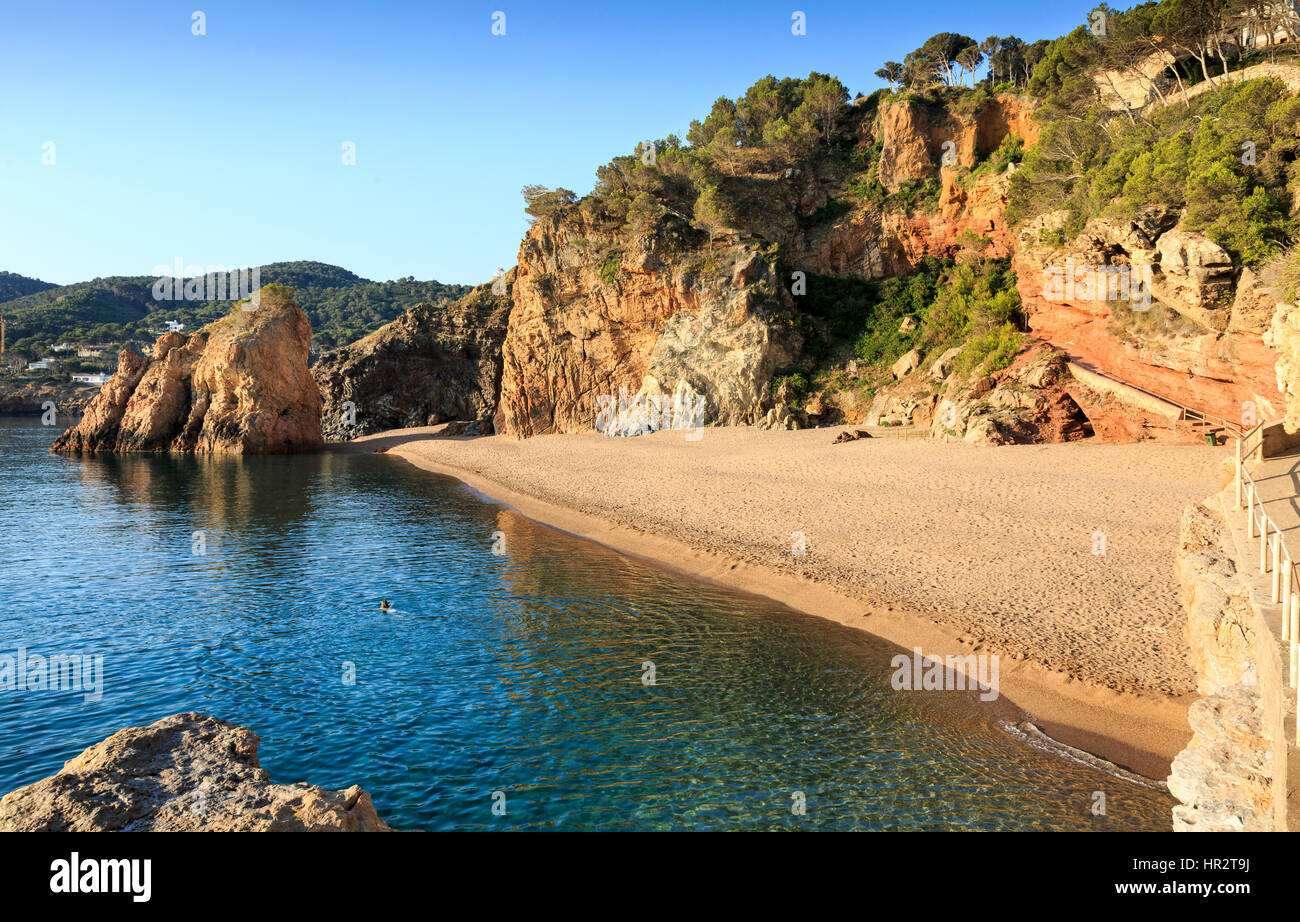 Playa roja hi-res stock photography and images - Alamy