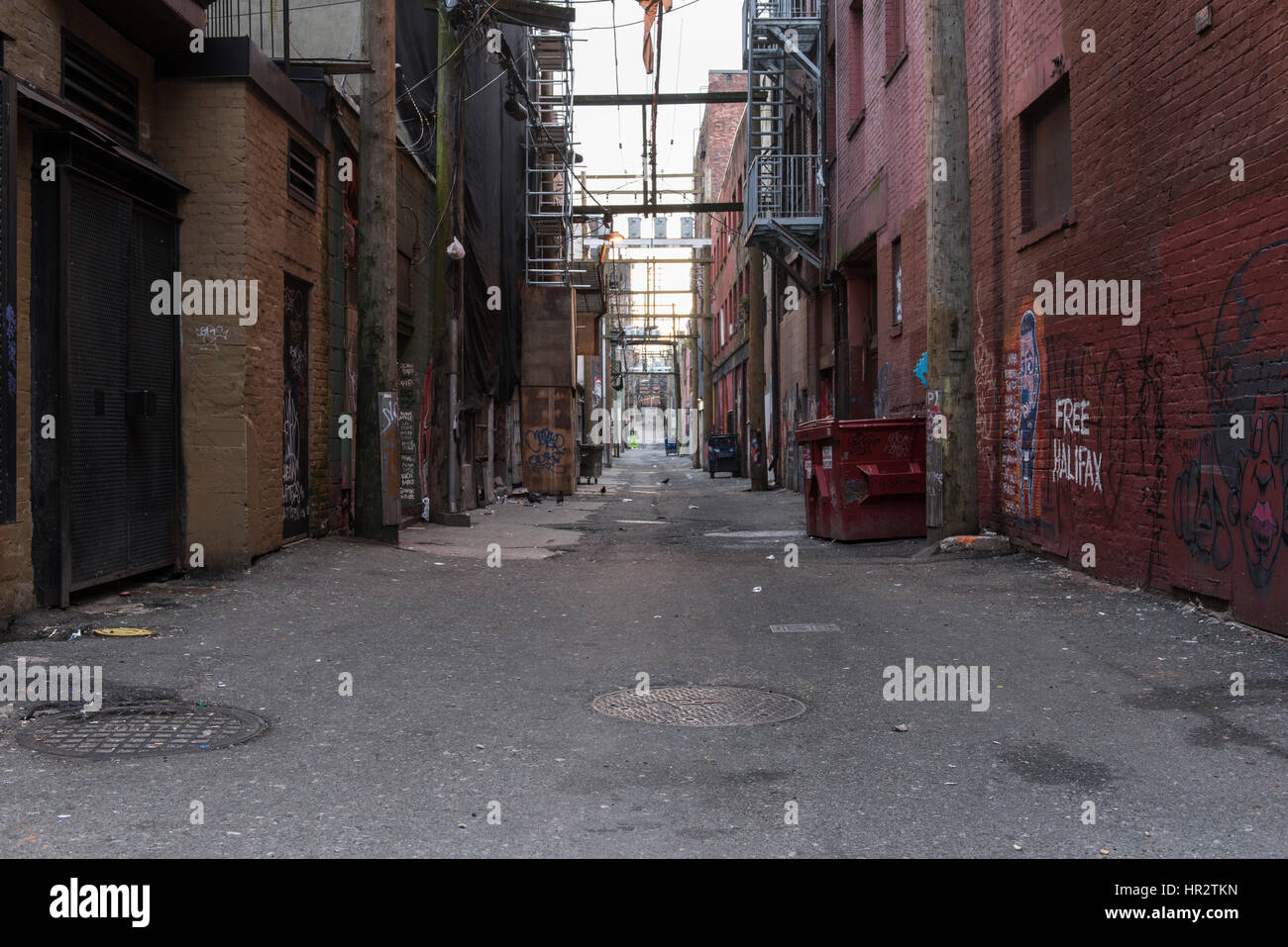Vancouver downtown east side alley Stock Photo - Alamy