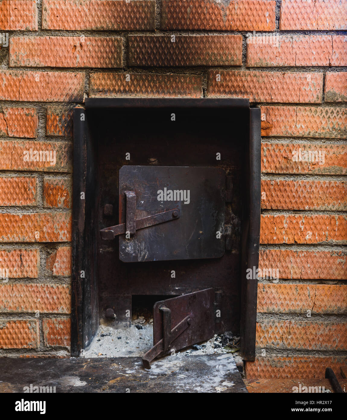 Bath stove hi-res stock photography and images - Alamy