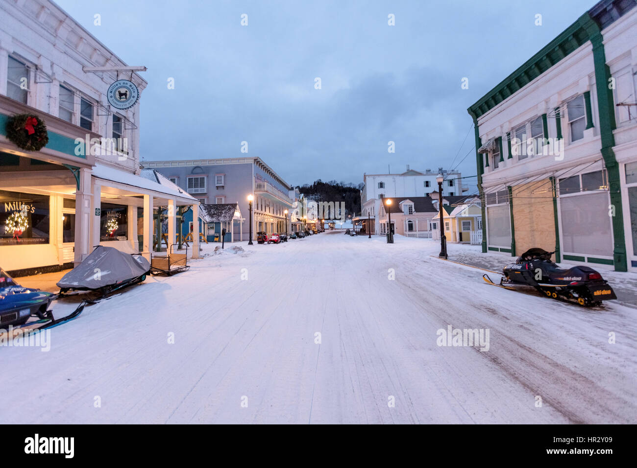 Michigan upper peninsula snow hi-res stock photography and images - Alamy