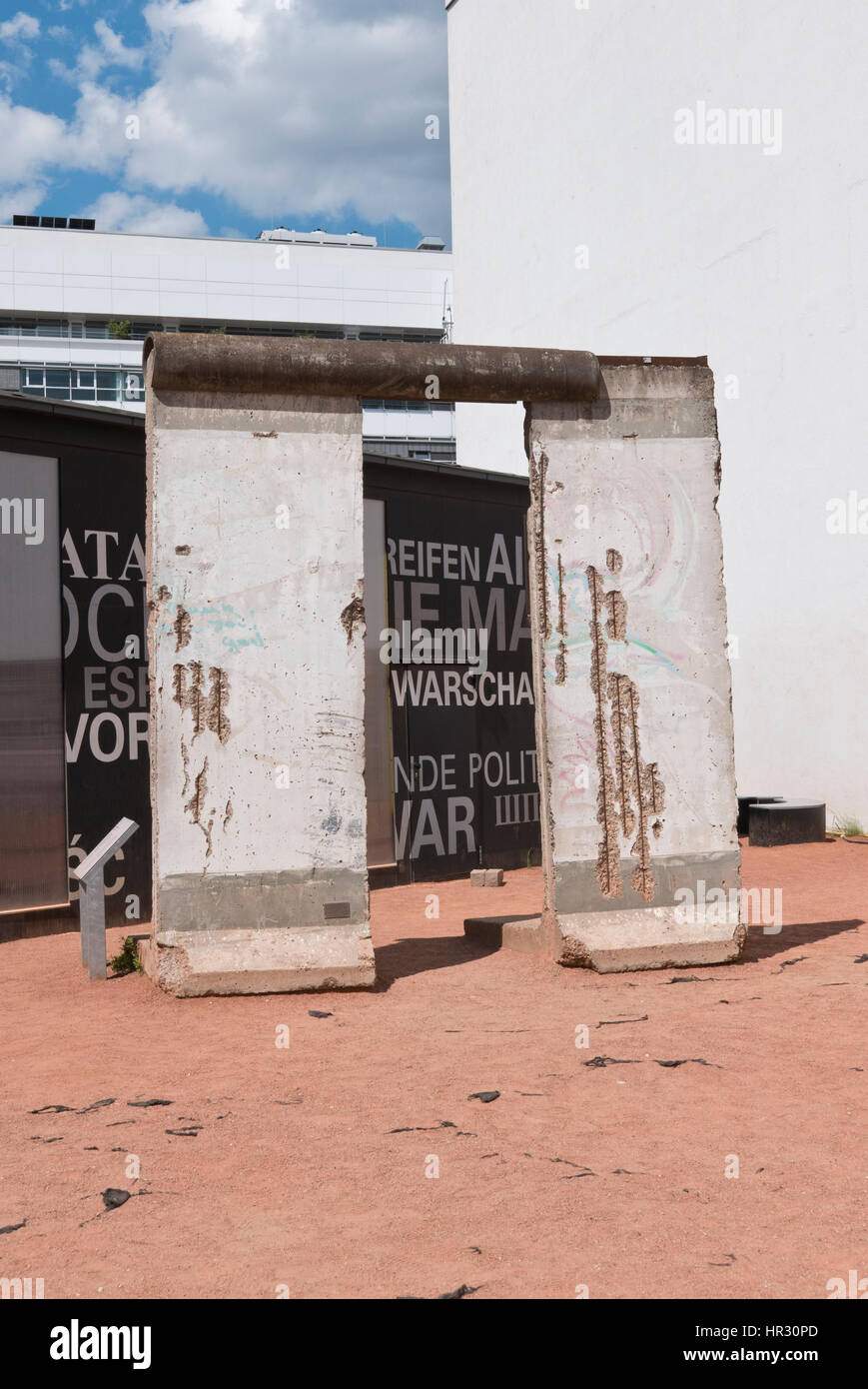 Remnant Of The Berlin Wall High Resolution Stock Photography and Images ...