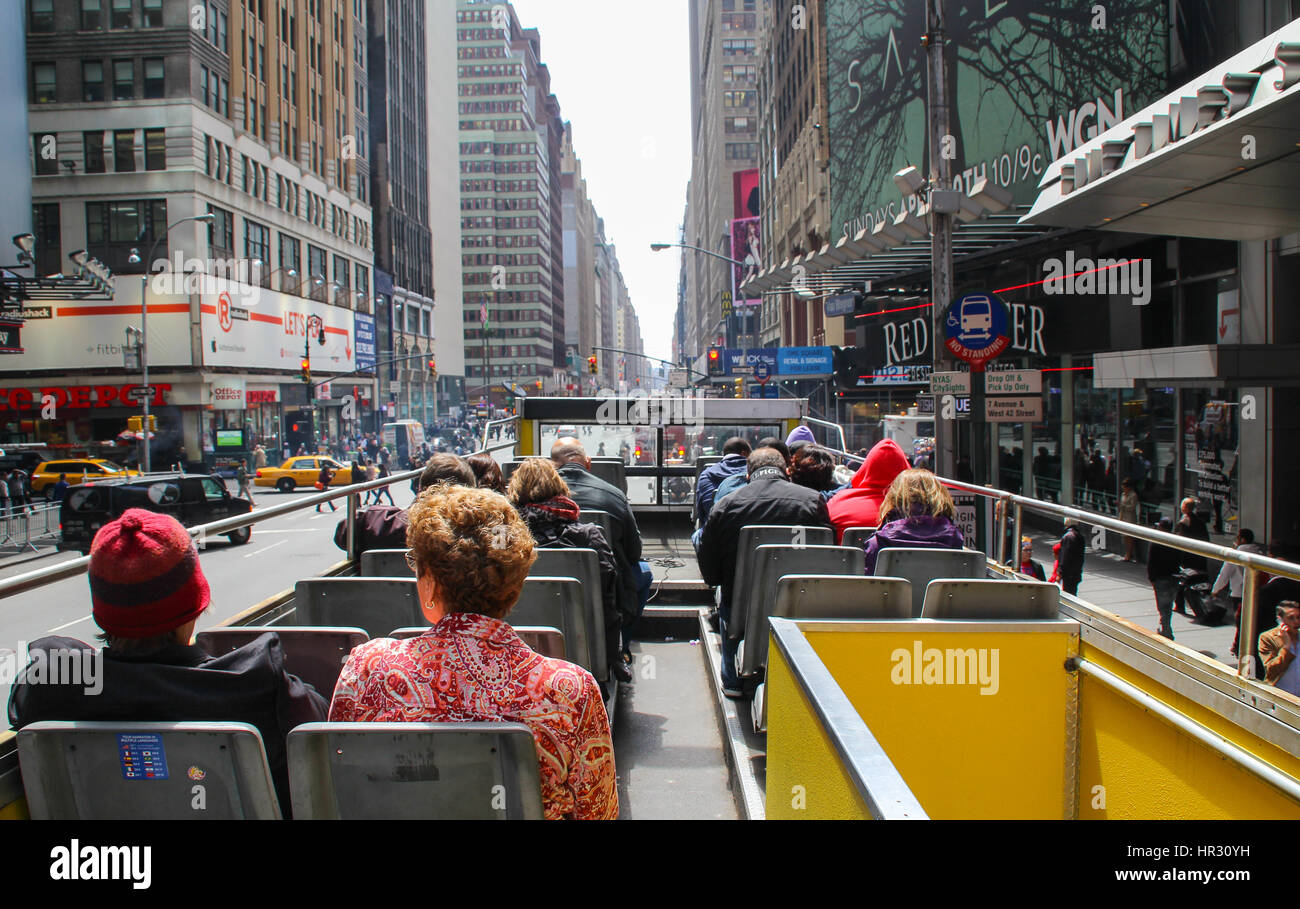 Back seat on bus hi-res stock photography and images - Alamy