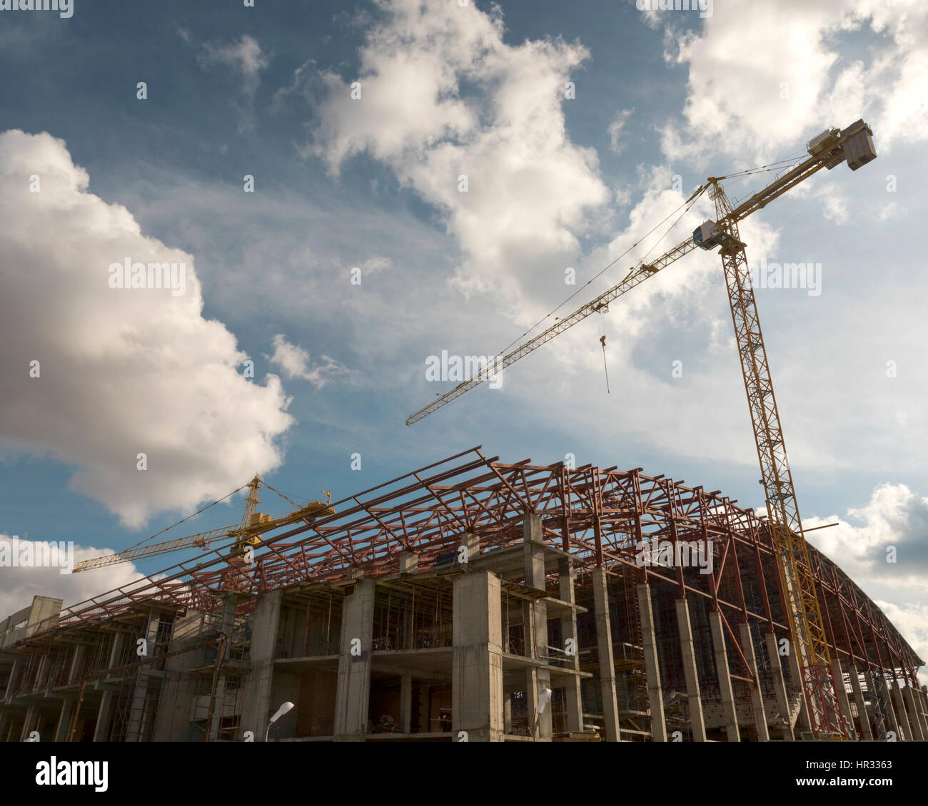 tower crane on the construction site Stock Photo - Alamy