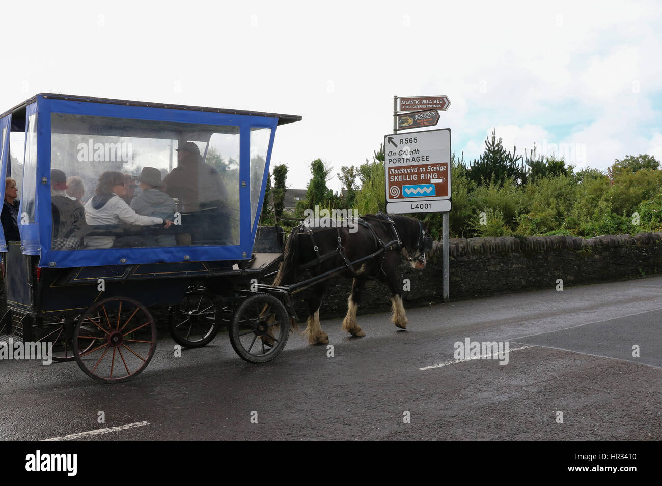 People In Horse Drawn Cart Ireland High Resolution Stock Photography ...
