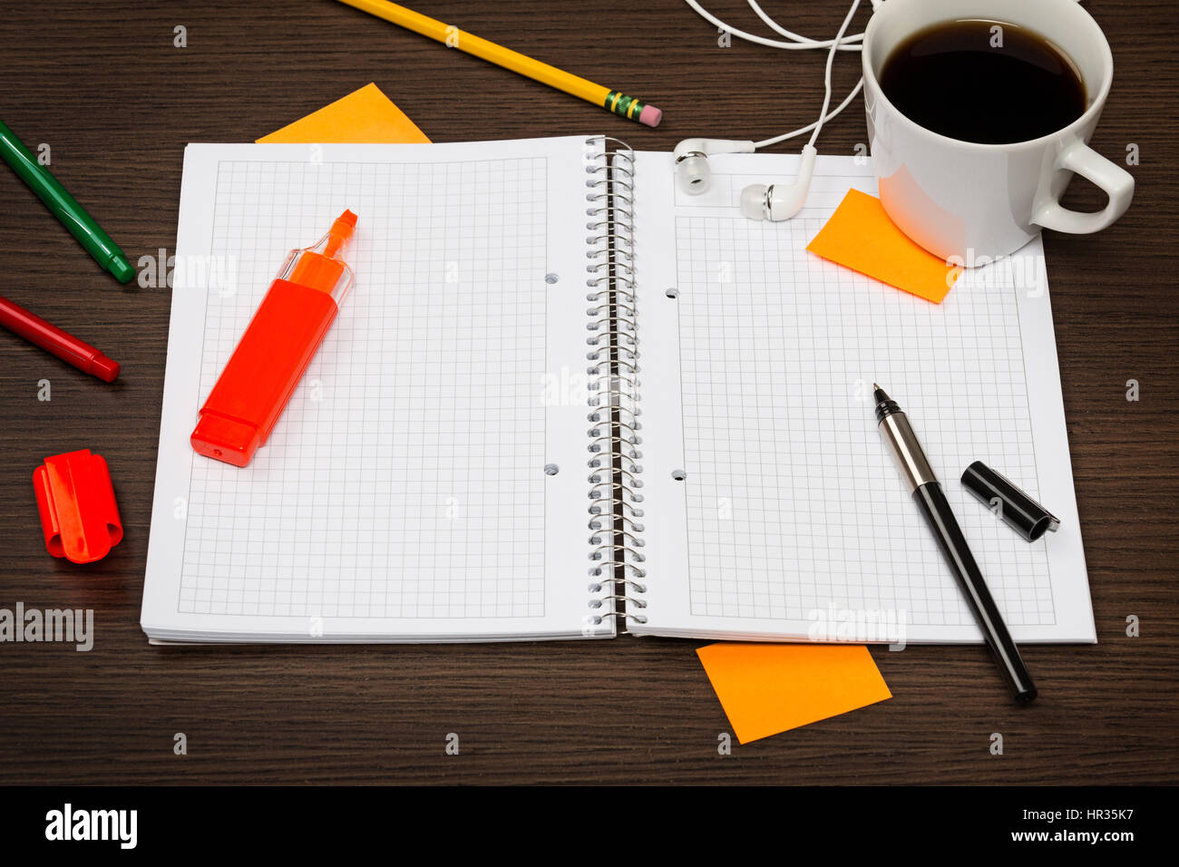 Table place marker hi-res stock photography and images - Alamy