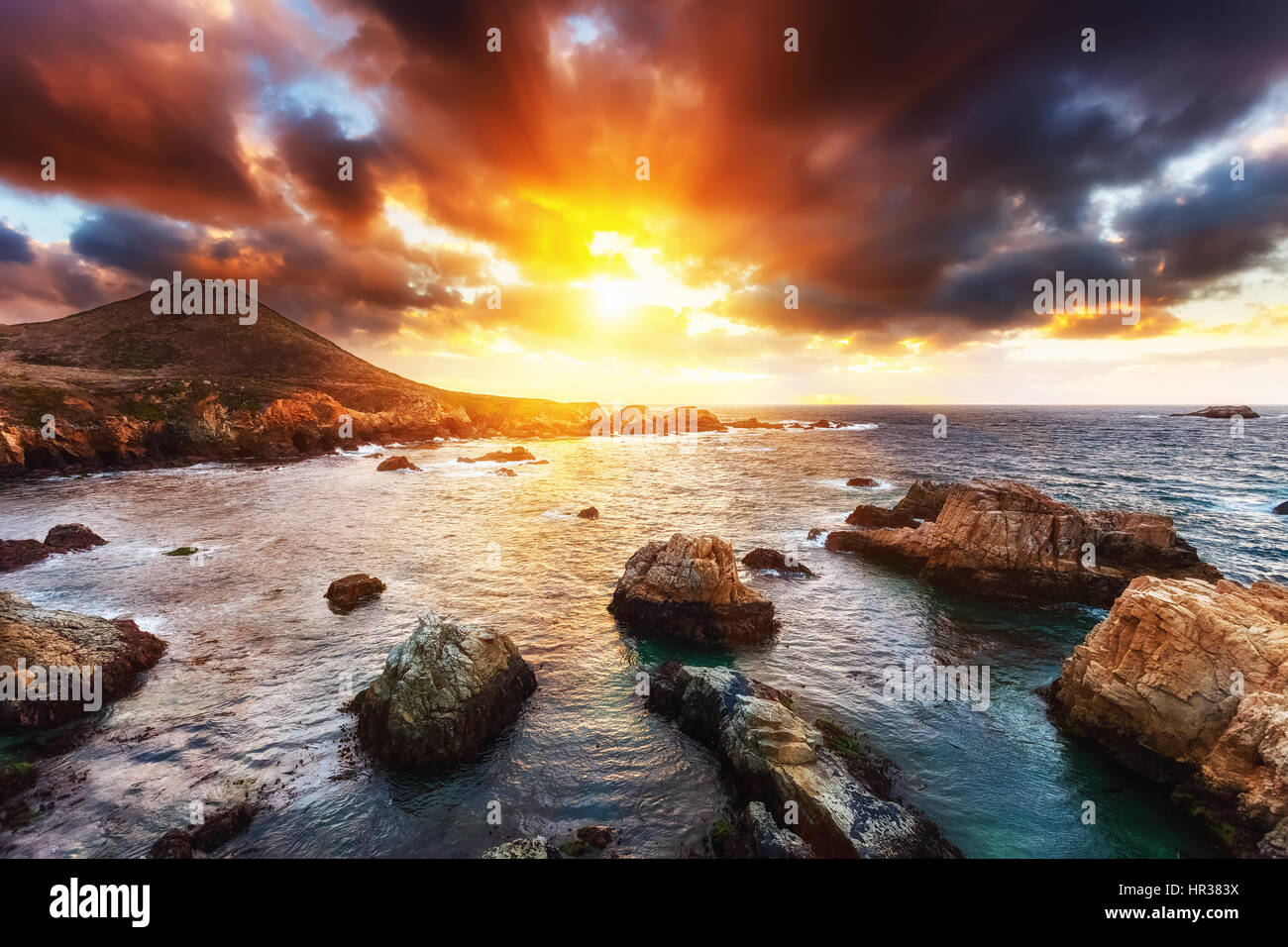 Big Sur rocks Stock Photo - Alamy