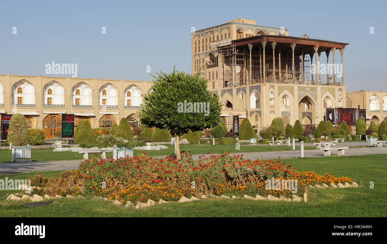 Meydan e imam square hi-res stock photography and images - Alamy