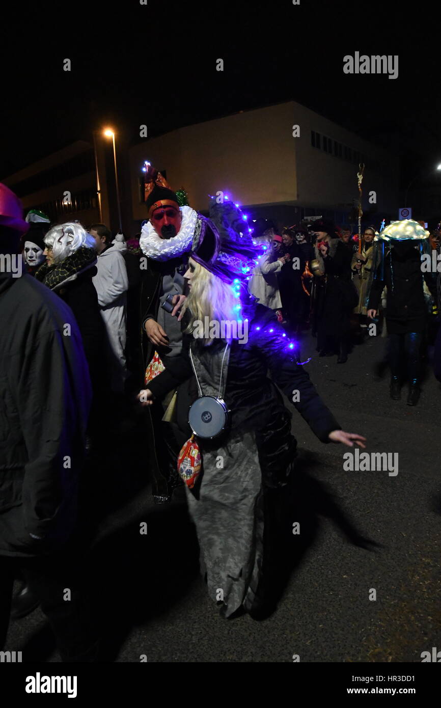Cologne, Germany. 25th Feb, 2017. Revellers celebrating the Cologne ...