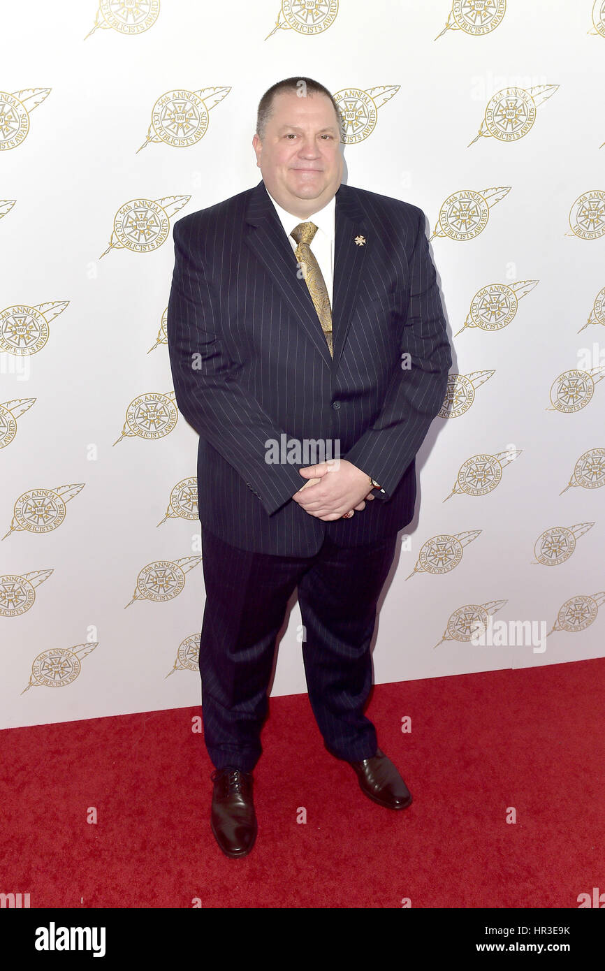 Beverly Hills, California. 24th Feb, 2017. Matt Loeb attends the 54th ...