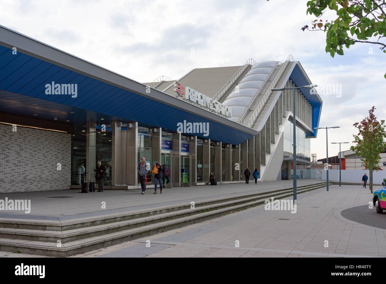 The northern entrance of the re-built Reading railway station Stock ...