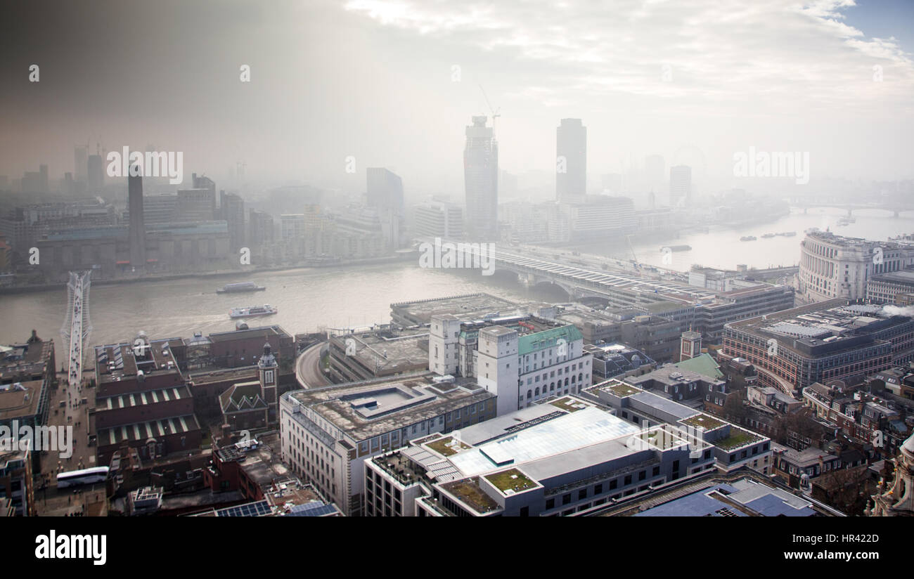 London rooftop view tower bridge hi-res stock photography and images ...