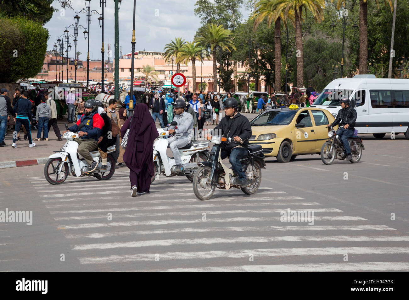 Traffic marrakesh street hi-res stock photography and images - Alamy