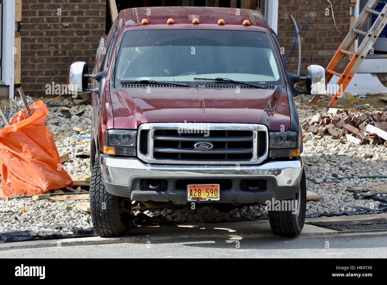 Red ford pickup truck hi-res stock photography and images - Alamy