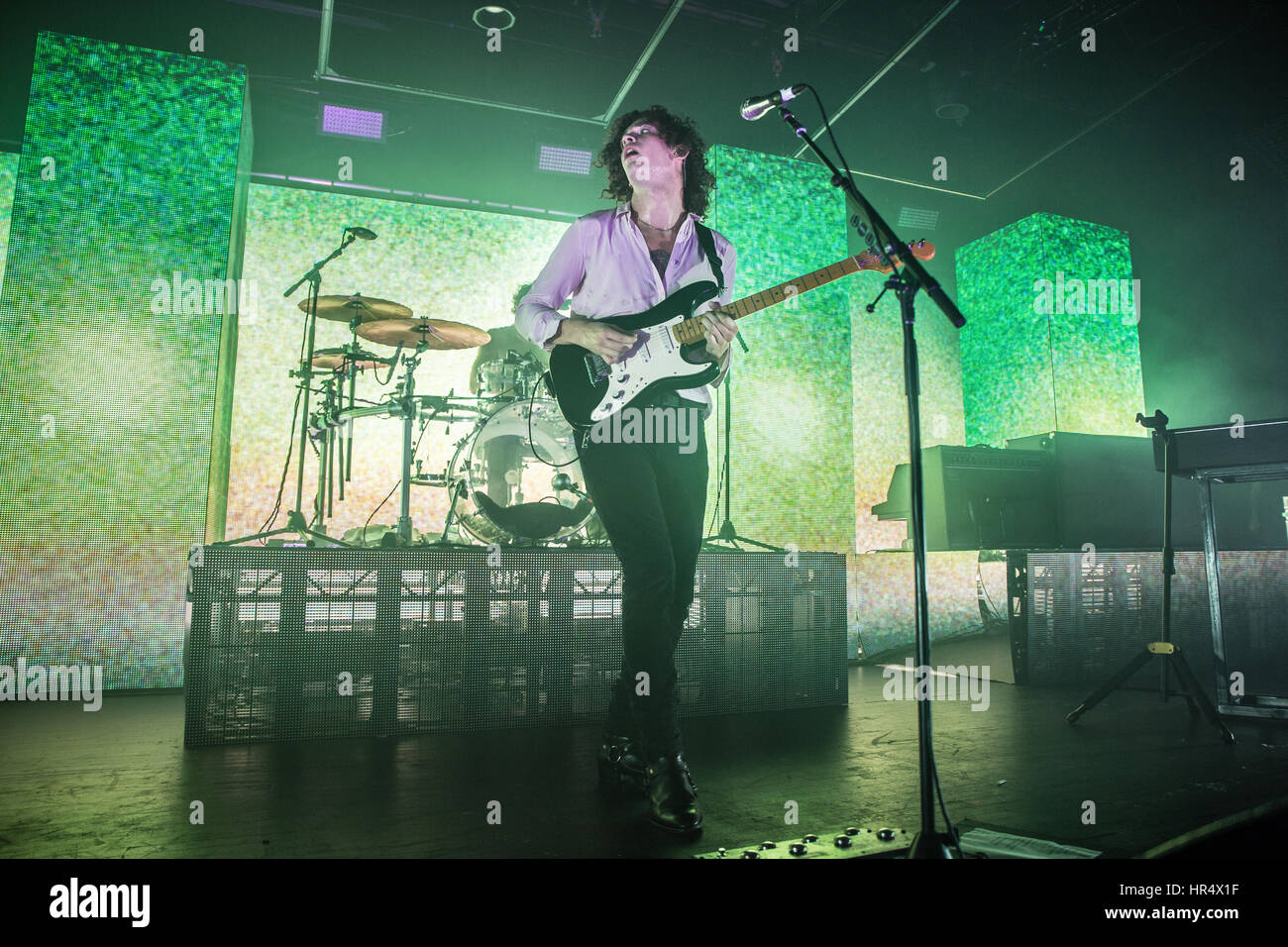 Matty healy performing hi-res stock photography and images - Alamy