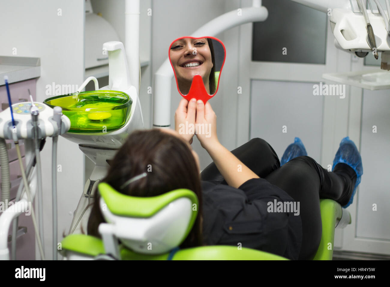 Doctor head mirror hi-res stock photography and images - Alamy