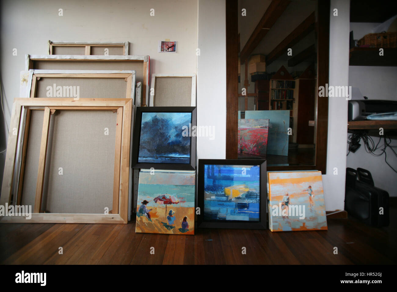 art painter at work Stock Photo - Alamy