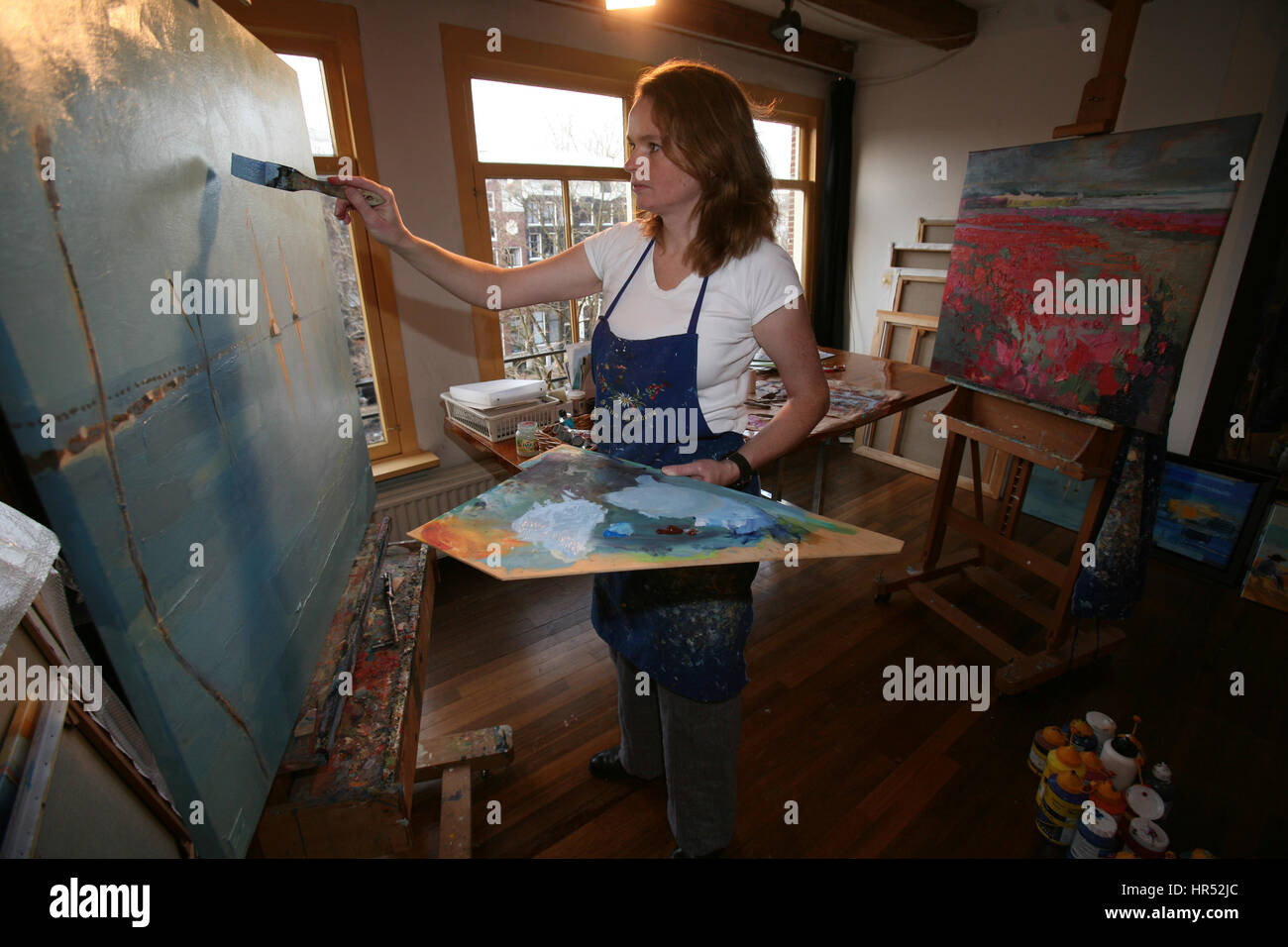 art painter at work Stock Photo - Alamy