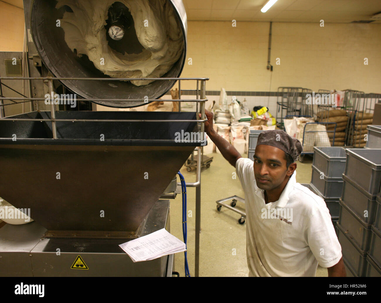 baker at work Stock Photo - Alamy