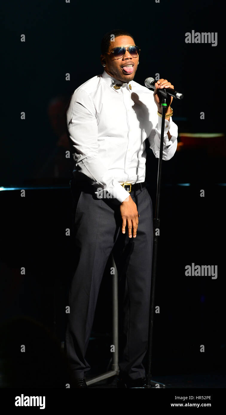 Nelly performs a Night of Symphonic Hip-Hop accompany with the Symphony ...